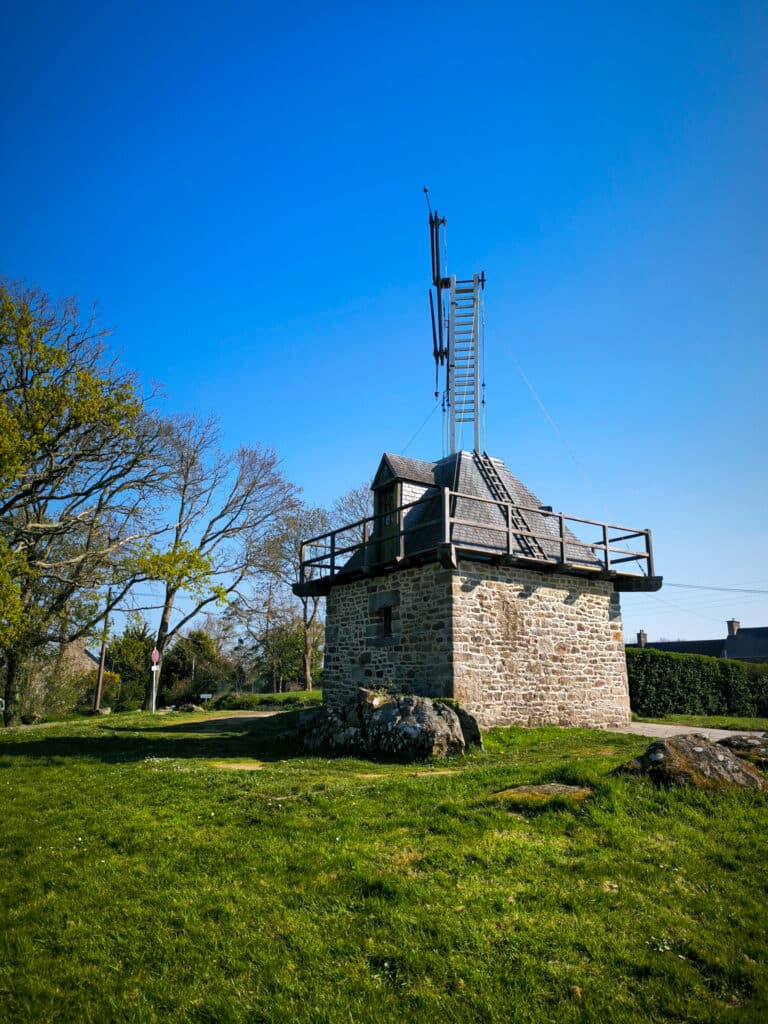 Le Télégraphe de Chappe dans toute sa splendeur... - Camping le Balcon de la Baie